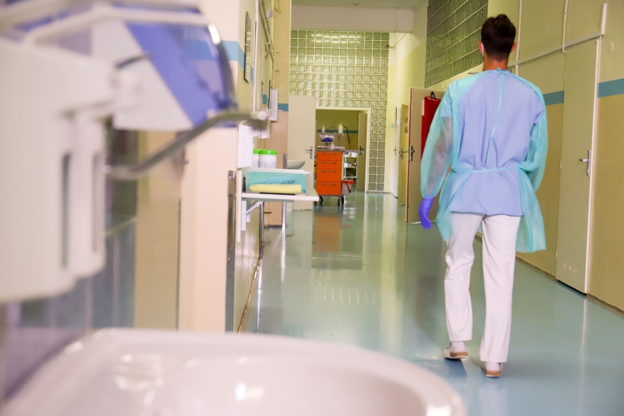 FN Motol nově zřizuje Kliniku infekčních nemocí a cestovní medicíny ...